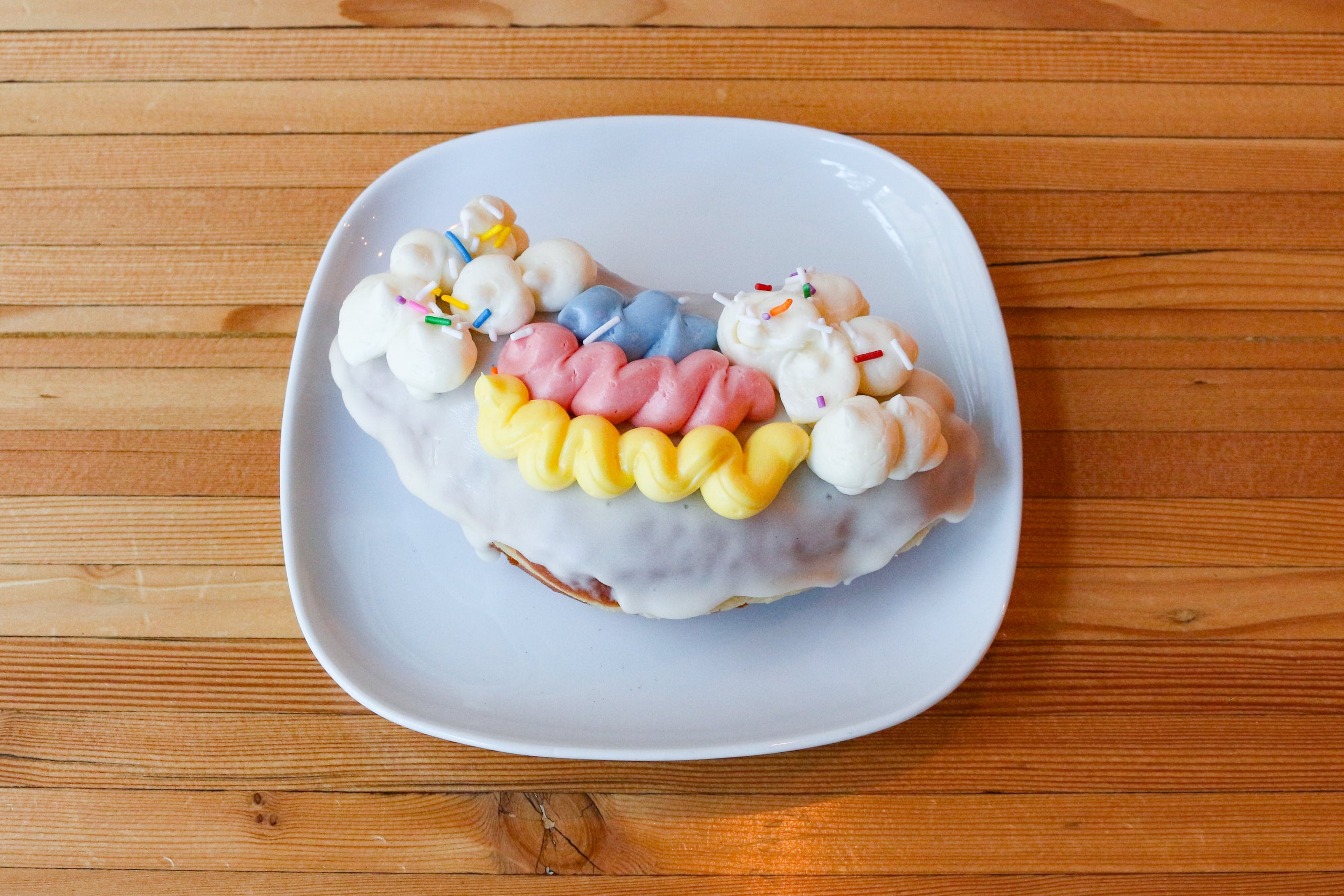 Rainbow | Bronuts & Coffee