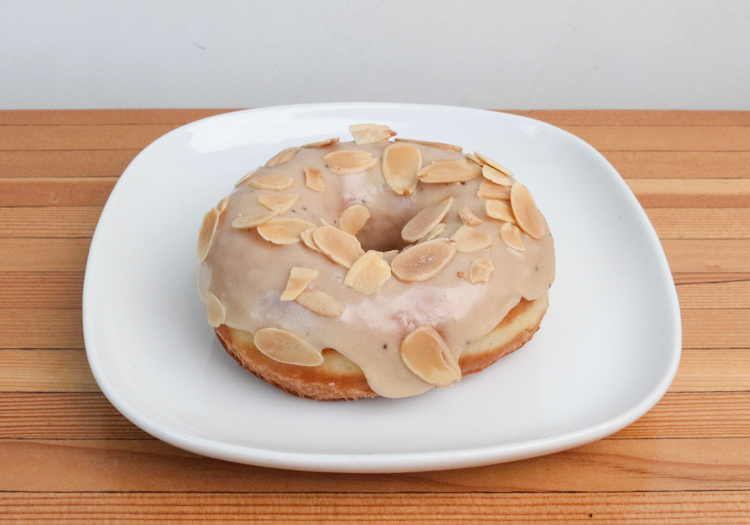 London Fog Almond | Bronuts & Coffee