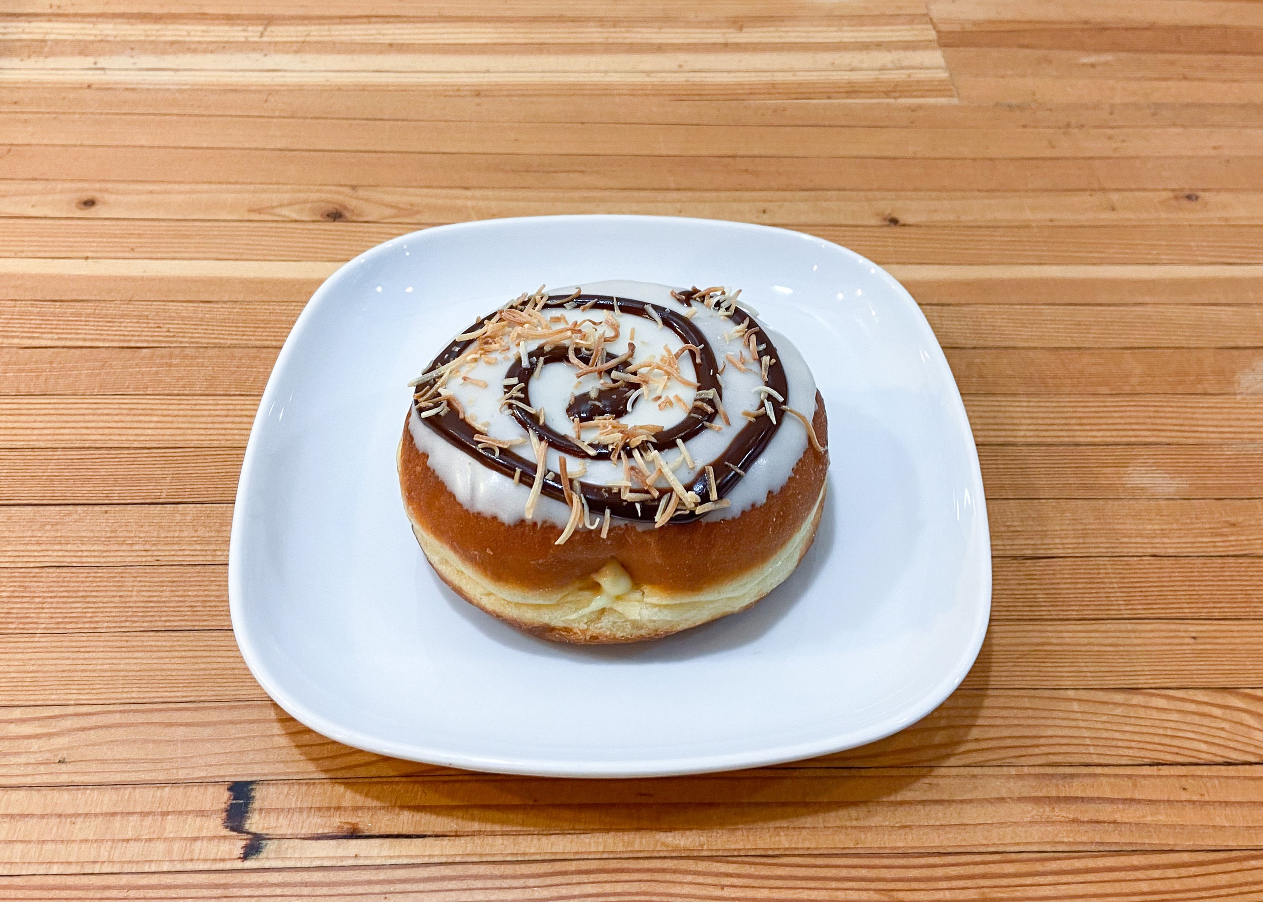 Nanaimo Custard | Bronuts & Coffee
